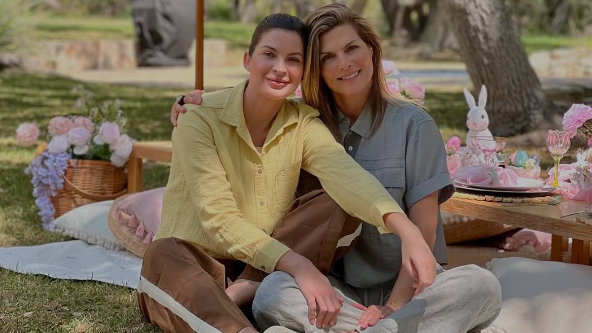 Yaya sorprende a Montserrat Oliver con fiesta por su cumpleaños 59