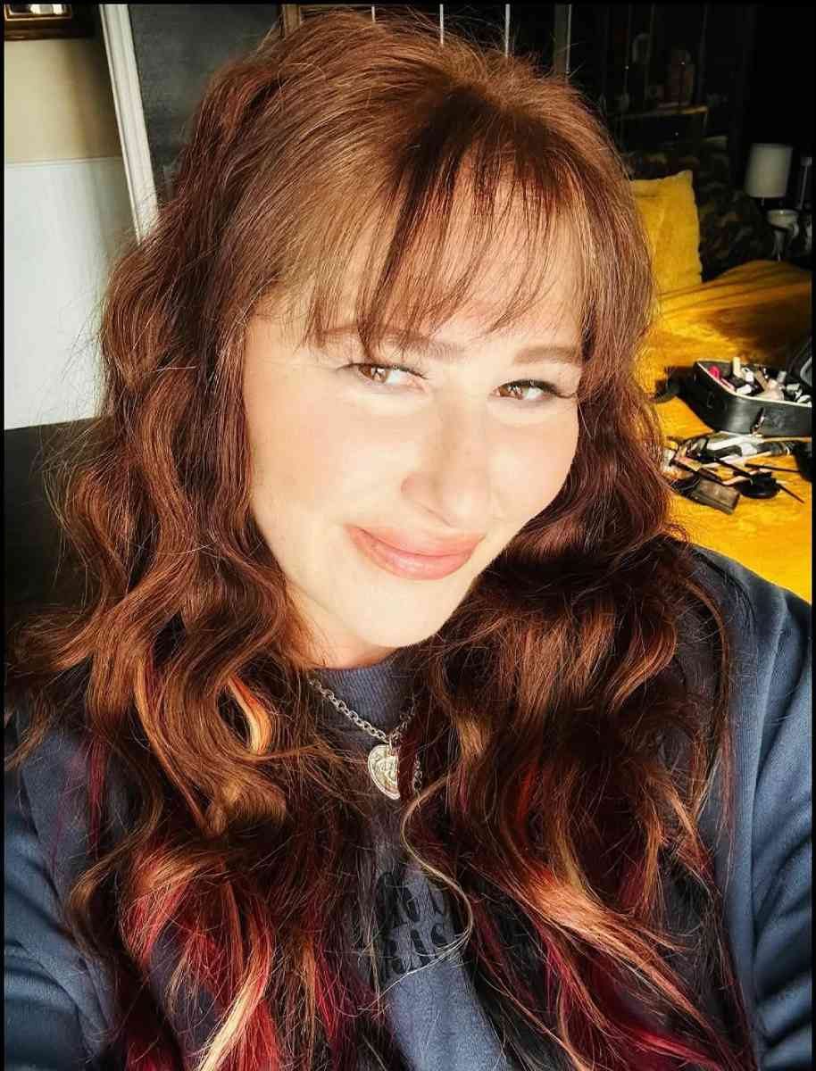 ¿Qué es de Tiffany, cantante de 'I Think We’re Alone Now' que revivió ...