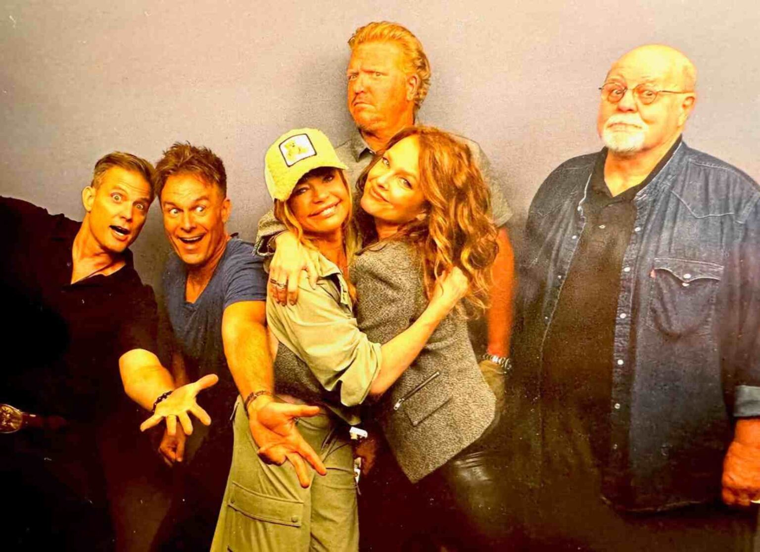 Denise Richards está destrozada por la muerte de su exnovio Patrick Muldoon
