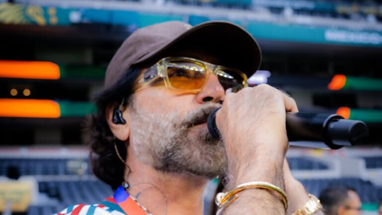 Alejandro Fernández se sincera sobre cantar el Himno Nacional en el Mundial
